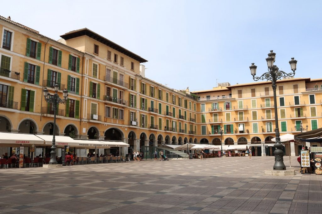 Las calles más turísticas de Palma de Mallorca - Viajes Por Europa